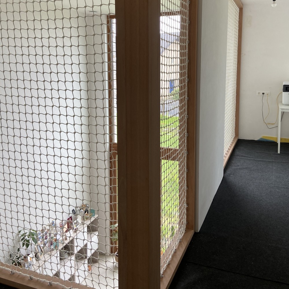 3 guardrail vertical nets in white mesh 11,7m²